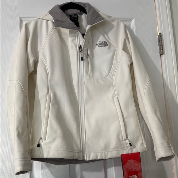 The North Face | Jackets & Coats | The North Face Womens White Apex ...